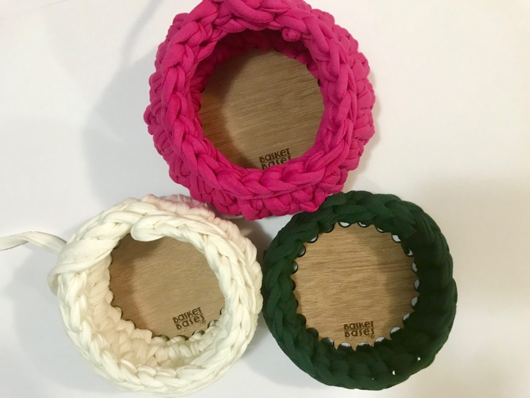 Three different methods for Casting On - Basket Bases Australia